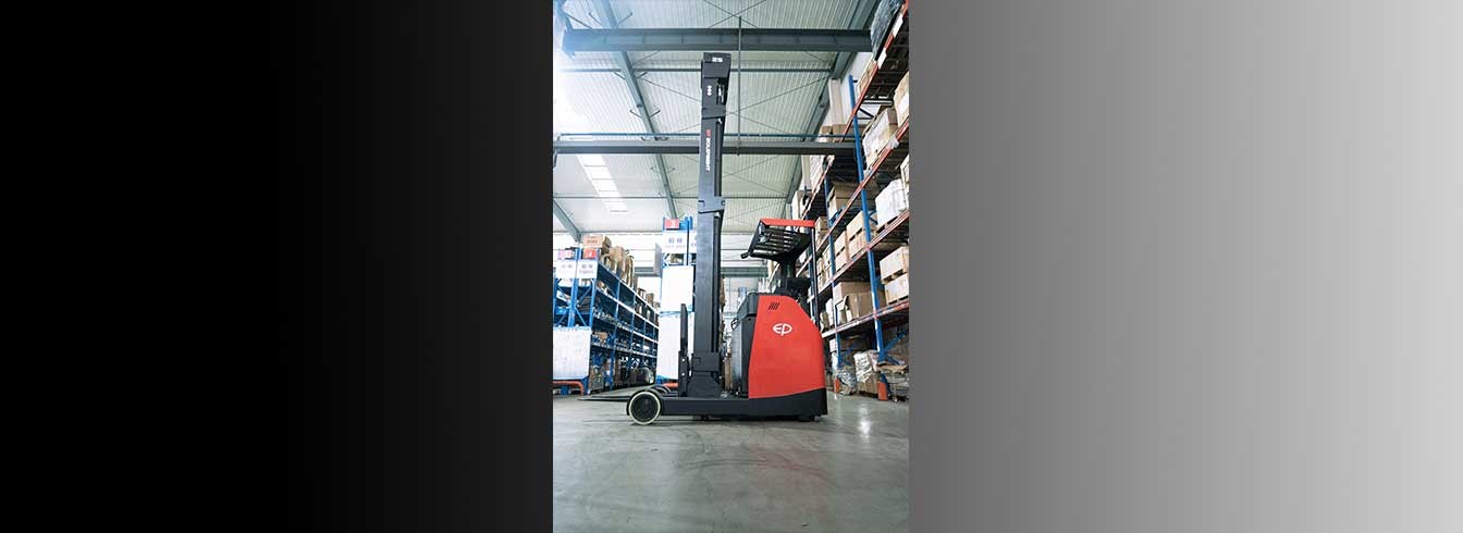 Reach Trucks | Warehouse Solution Specialized Cambodia